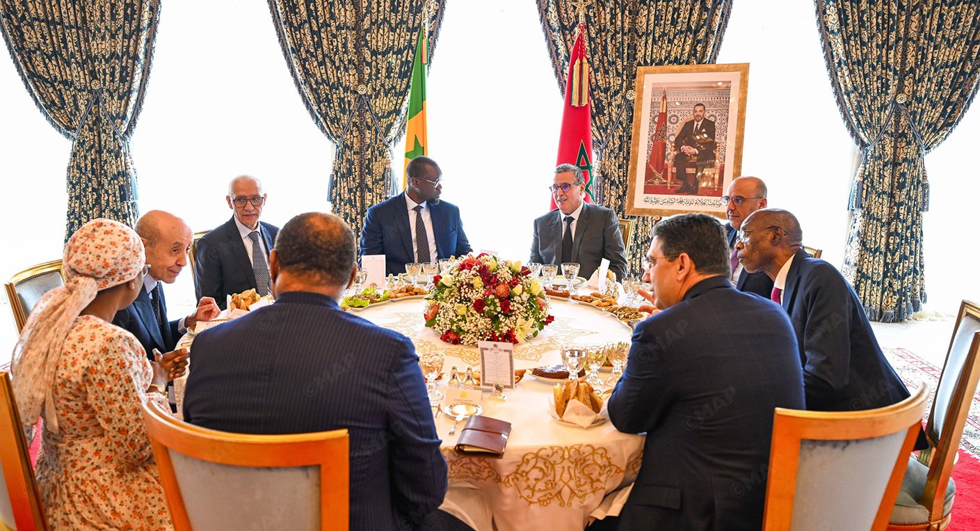 SM le Roi offre un déjeuner en l’honneur du Premier ministre sénégalais ...